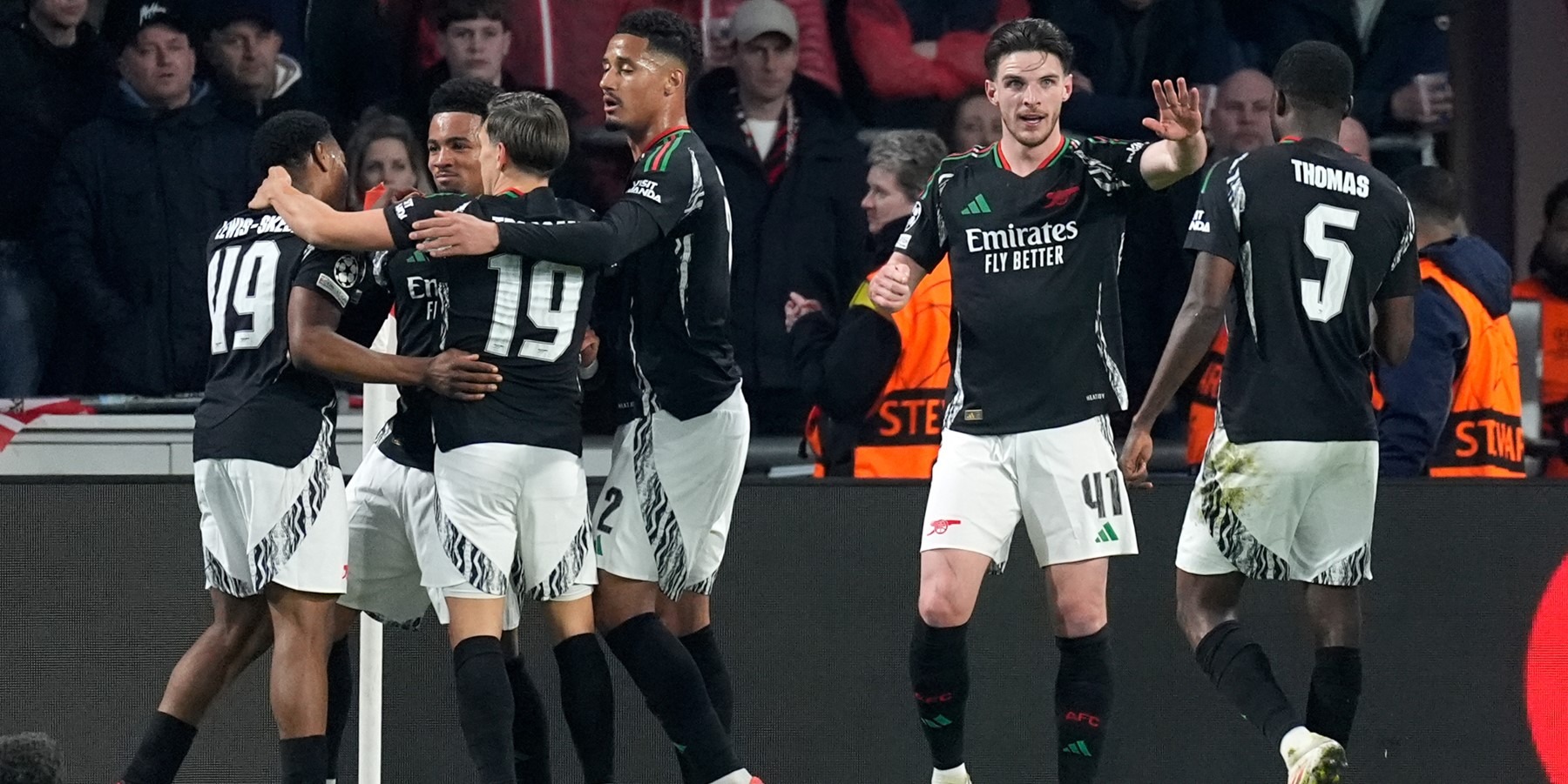 Arsenal Shatters Records with 7-1 Victory Against PSV Eindhoven